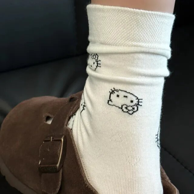 Носки Y2K Hello Kitty для девочек, средние носки Kawaii Sanrio, аксессуары Hello Kitty, розовые черные, белые носки, женские и женские