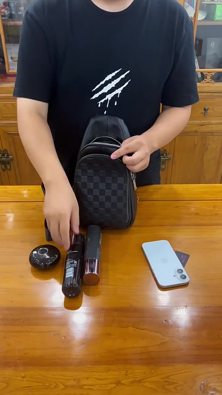 Сумка через плечо — фото 1