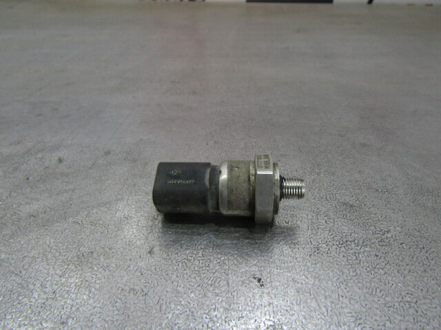 Датчик давления системы кондиционирования SCANIA P, R, G