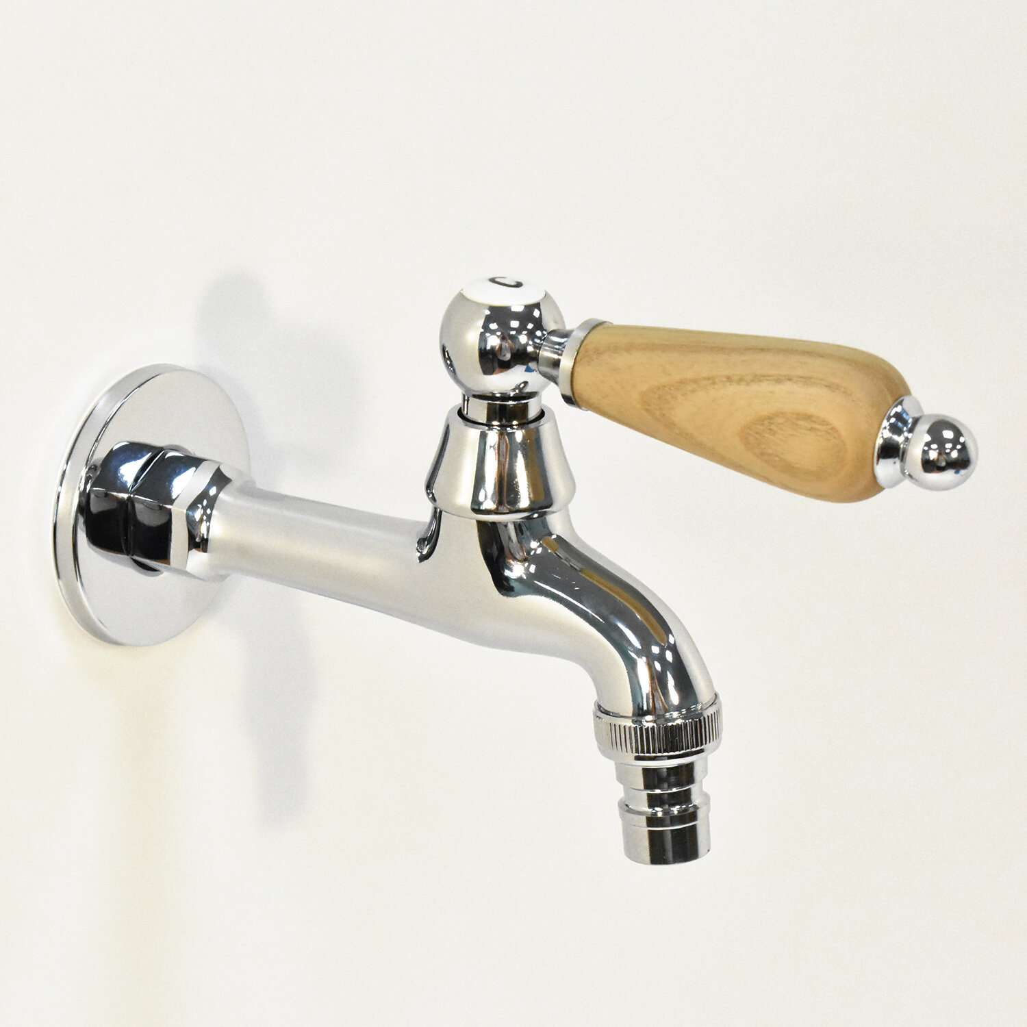 Кран для бани с деревянной ручкой FKS-12DS хром