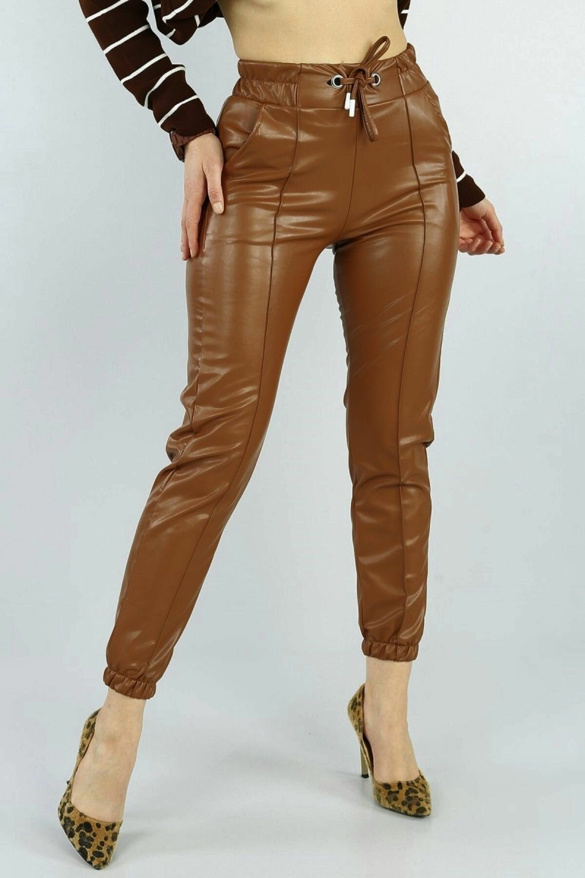 Брюки классические