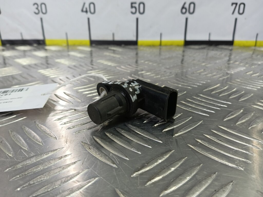 Датчик положения распредвала Б/У для FORD Focus III (2011—2015) 1905522