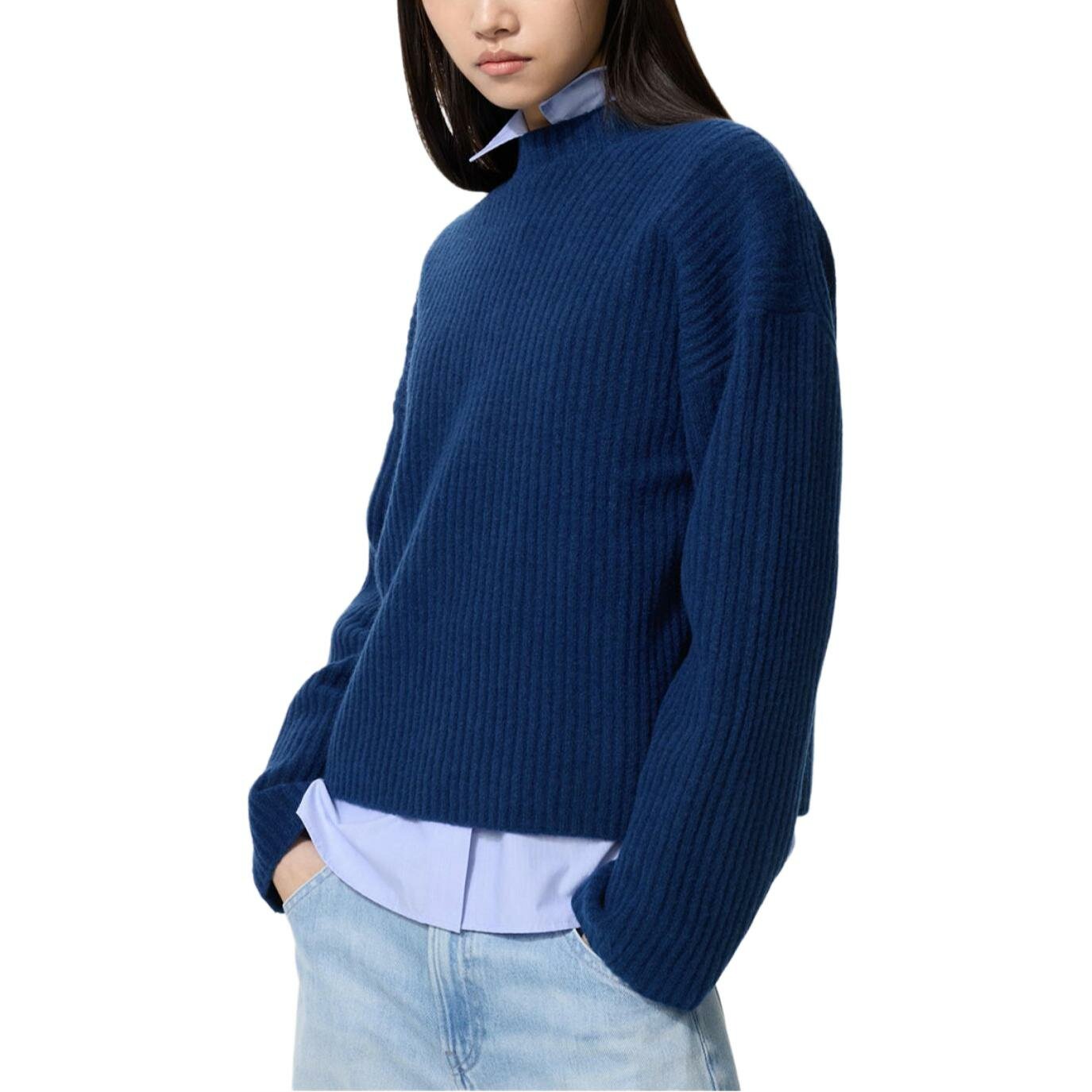 Свитер UNIQLO, 1 шт.