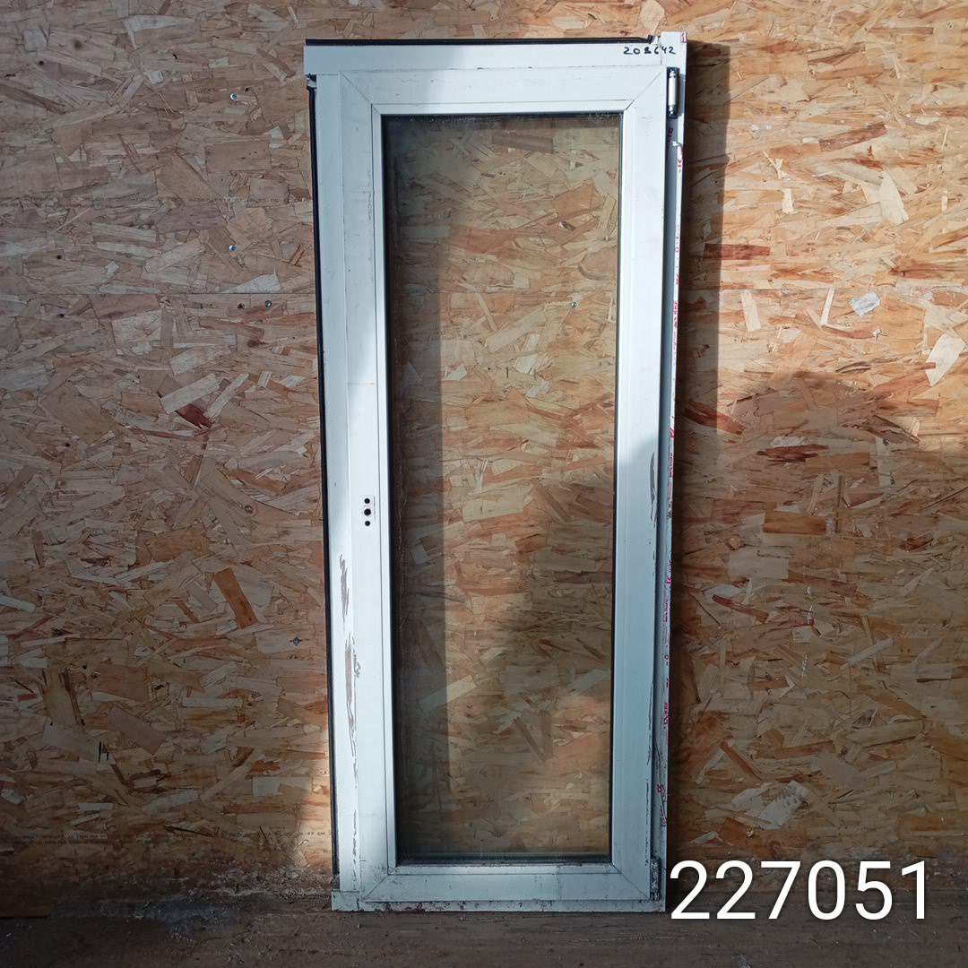 Пластиковые Окна Б/У 1670(в) х 670(ш) Некондиция