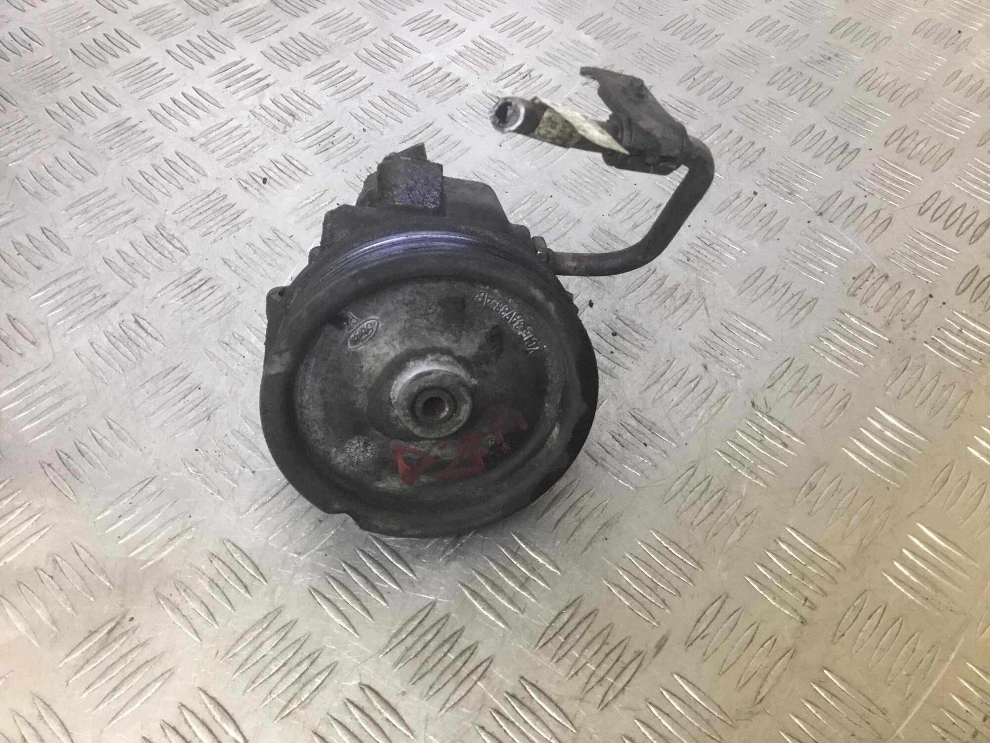 Б/У Насос гидроусилителя руля Ford Transit 3 поколение (2000-2006) 2003 г.