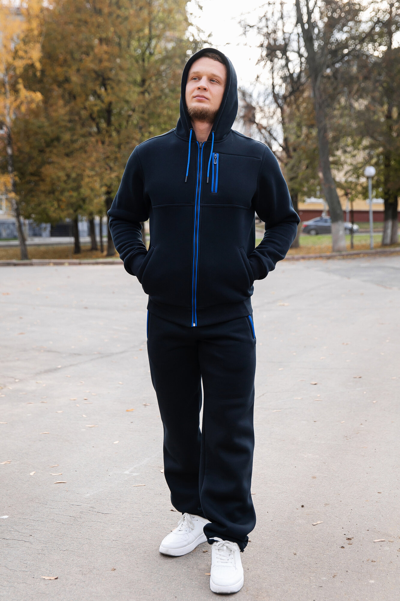 Костюм спортивный