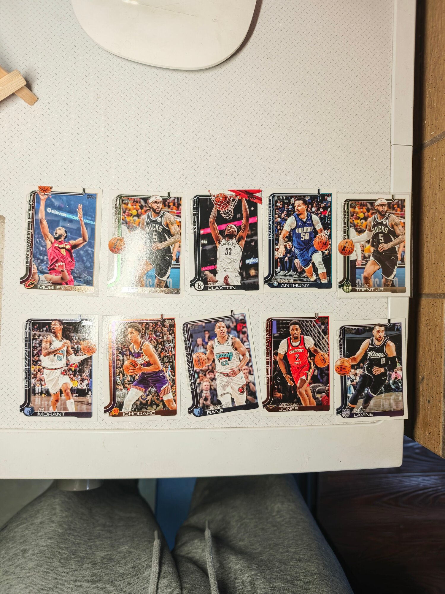 Набор коллекционных стандартных баскетбольных карточек Topps NBA