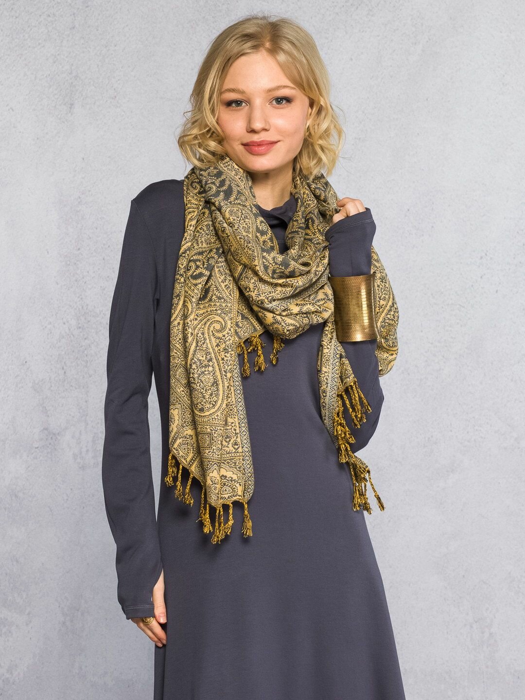 Палантин для женщин