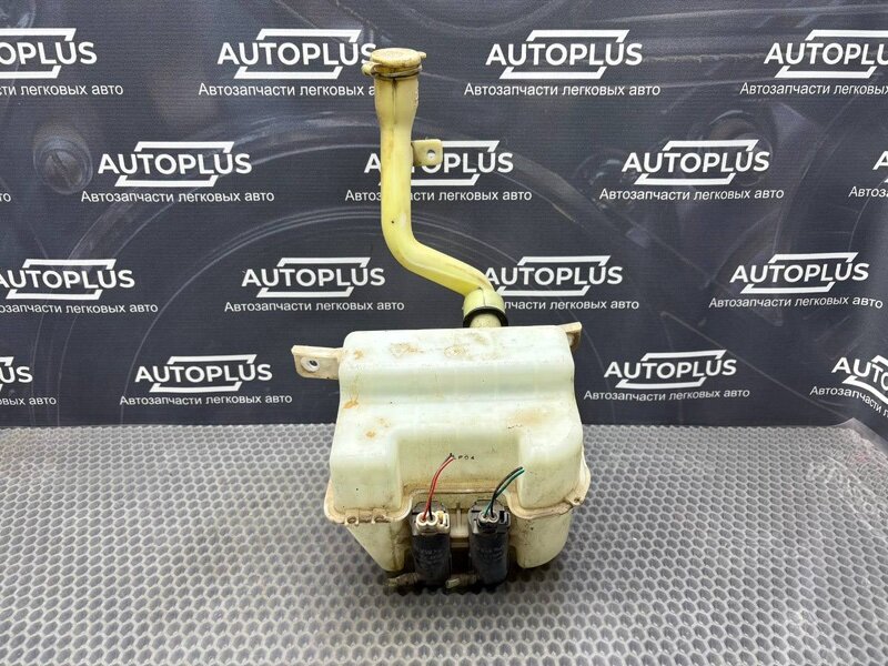 Бачок стеклоомывателя