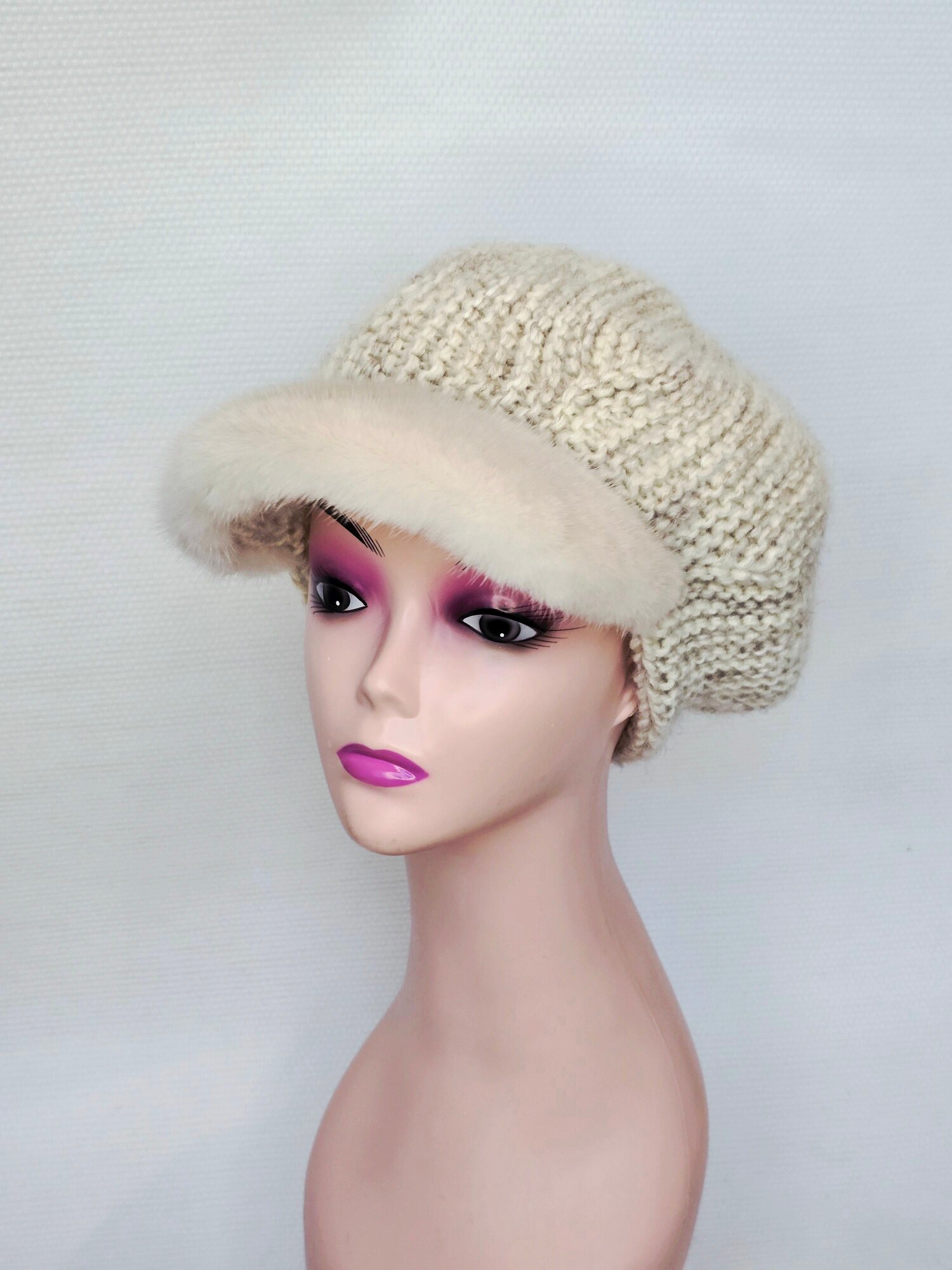 Кепка  Базовая коллекция для женщин