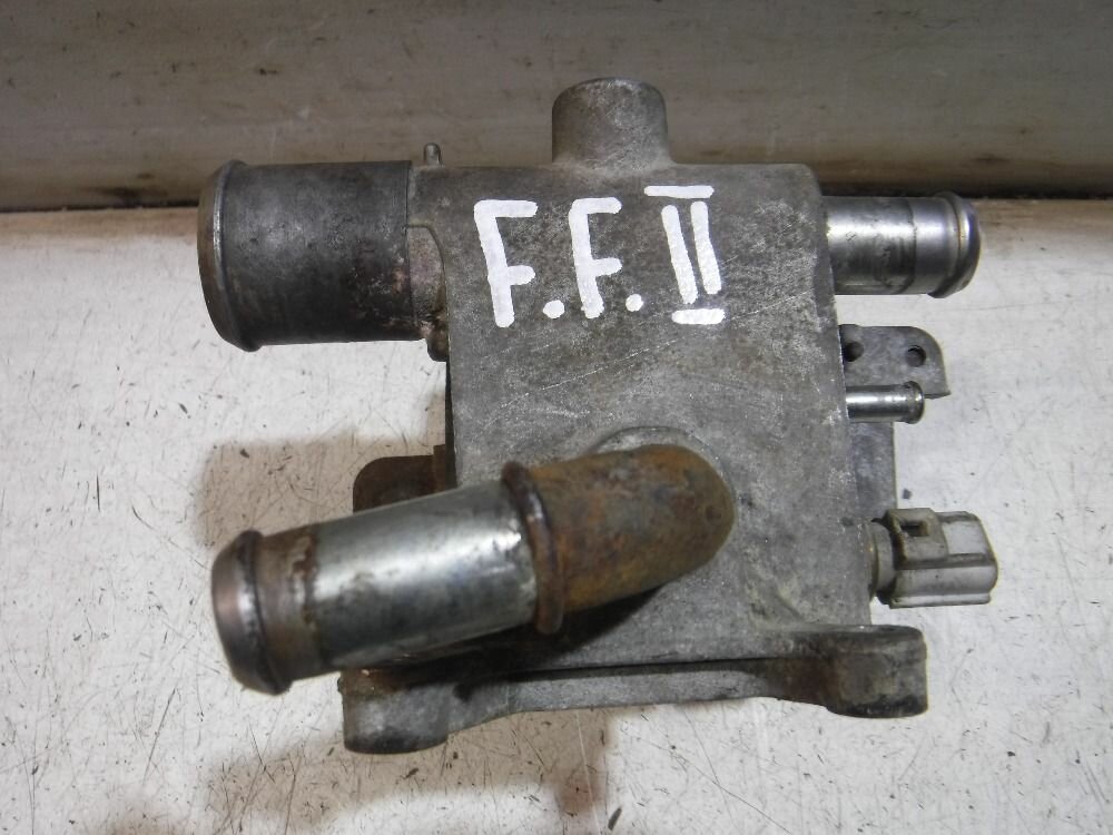 Фланец двигателя системы охлаждения Ford Focus II