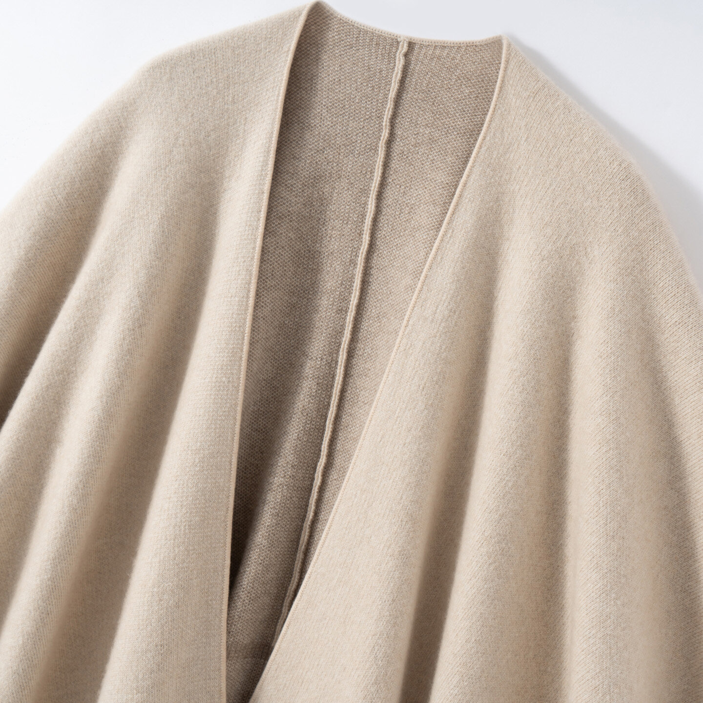 Шаль Pierre Cardin для женщин — фото 1