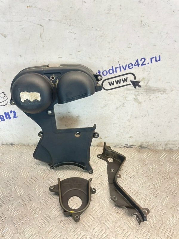 Б/У крышка грм Ford Focus 2007 CB4 HWDA nприсутстует дефект на верхней части крышкиnцена за комплект 57211 FORD арт. 167658...