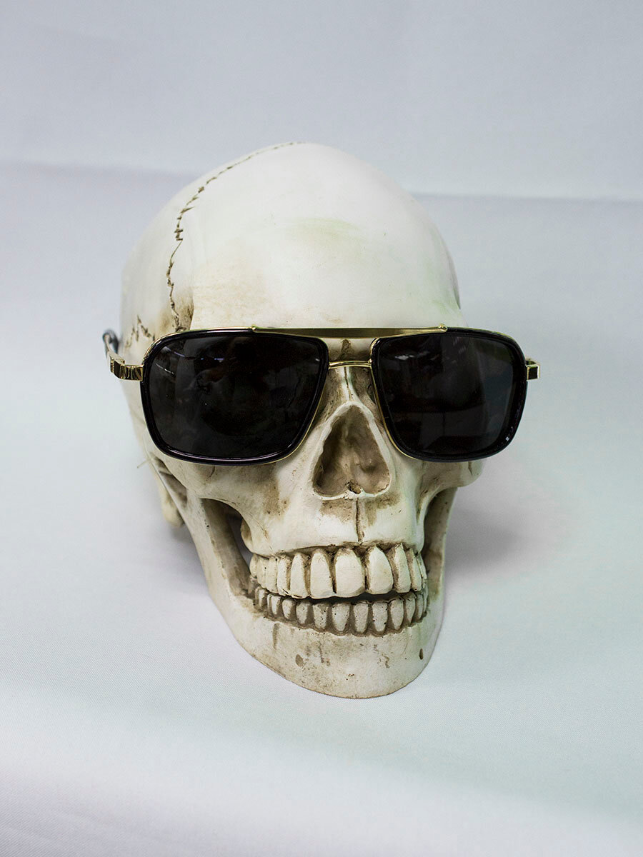 Солнцезащитные очки