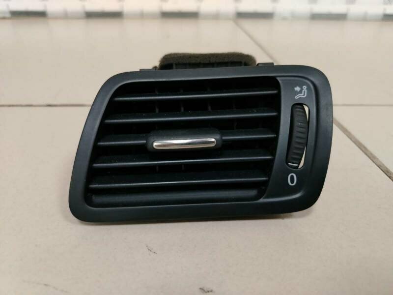 Дефлектор воздушный Volkswagen Passat B6 2005-2010