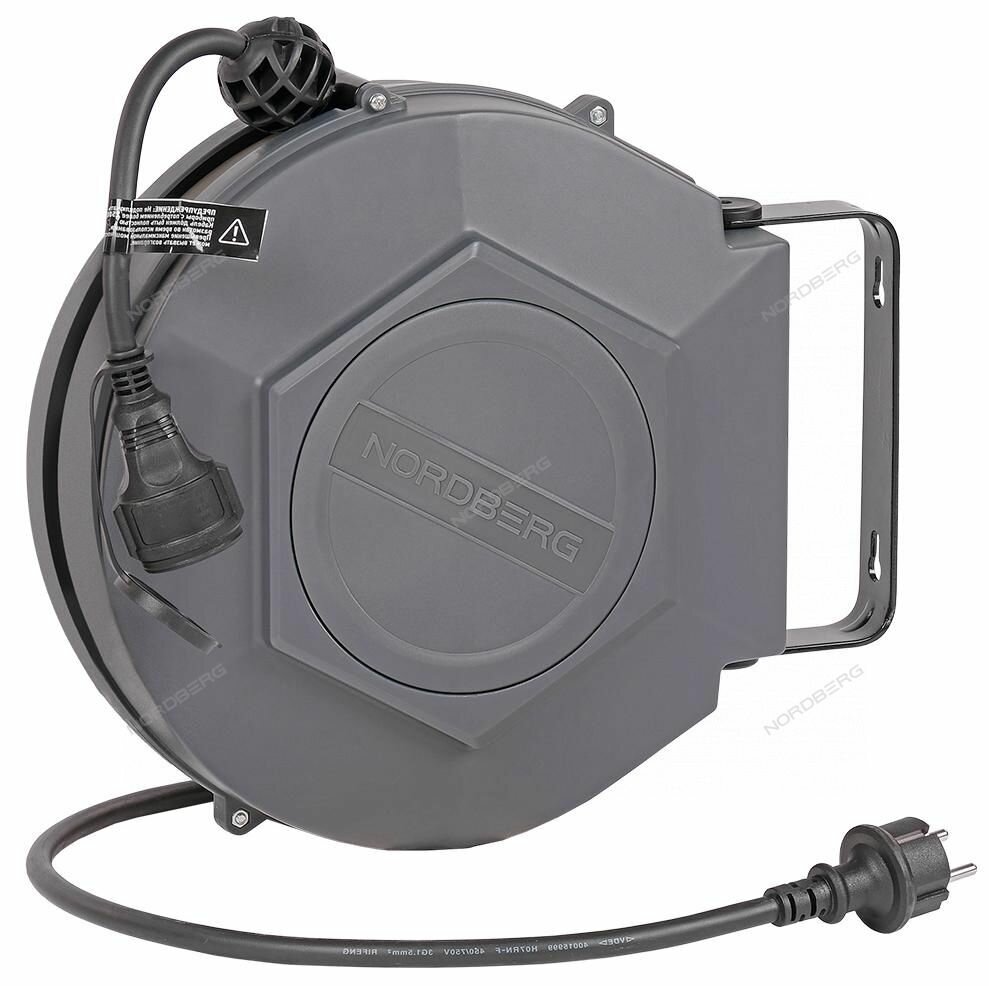 Удлинитель электрический на инерционной катушке, 10 м, 3 х 1,5 мм NORDBERG 2510-1,5