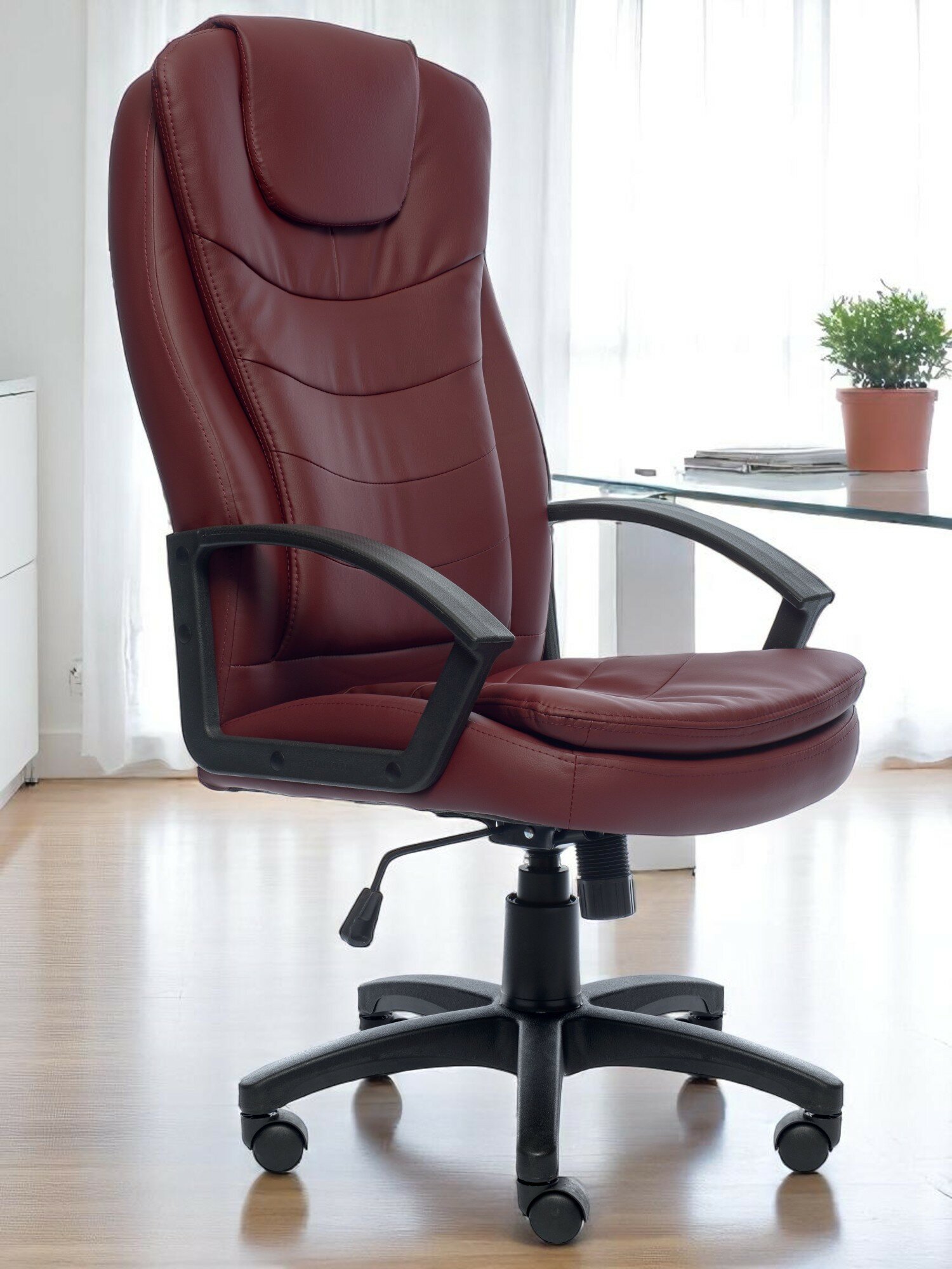 Кресло The World of Comfort Patrick-1, офисное, экокожа, бордовый, до 120кг