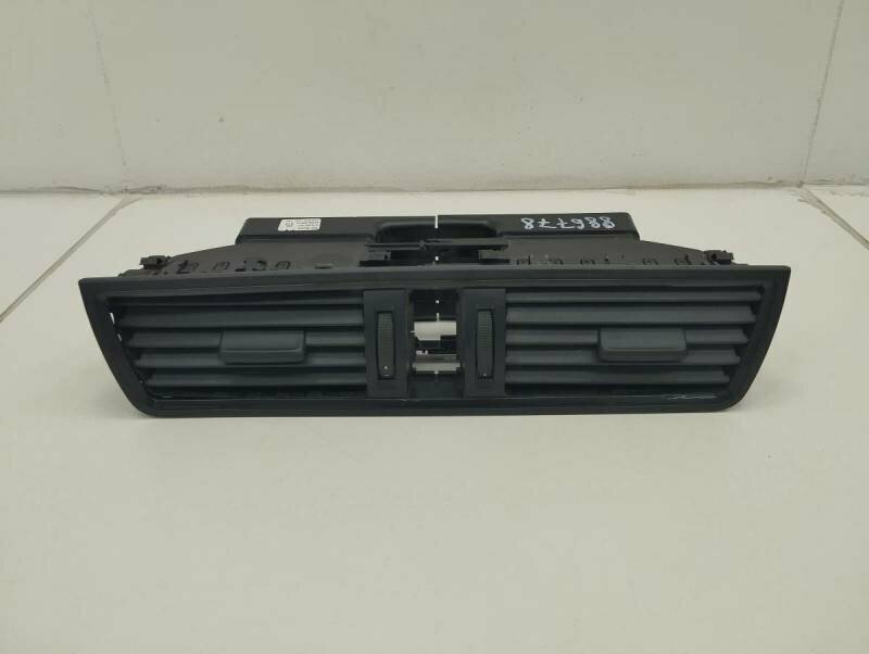 Дефлектор воздушный Skoda Rapid 2012-2020