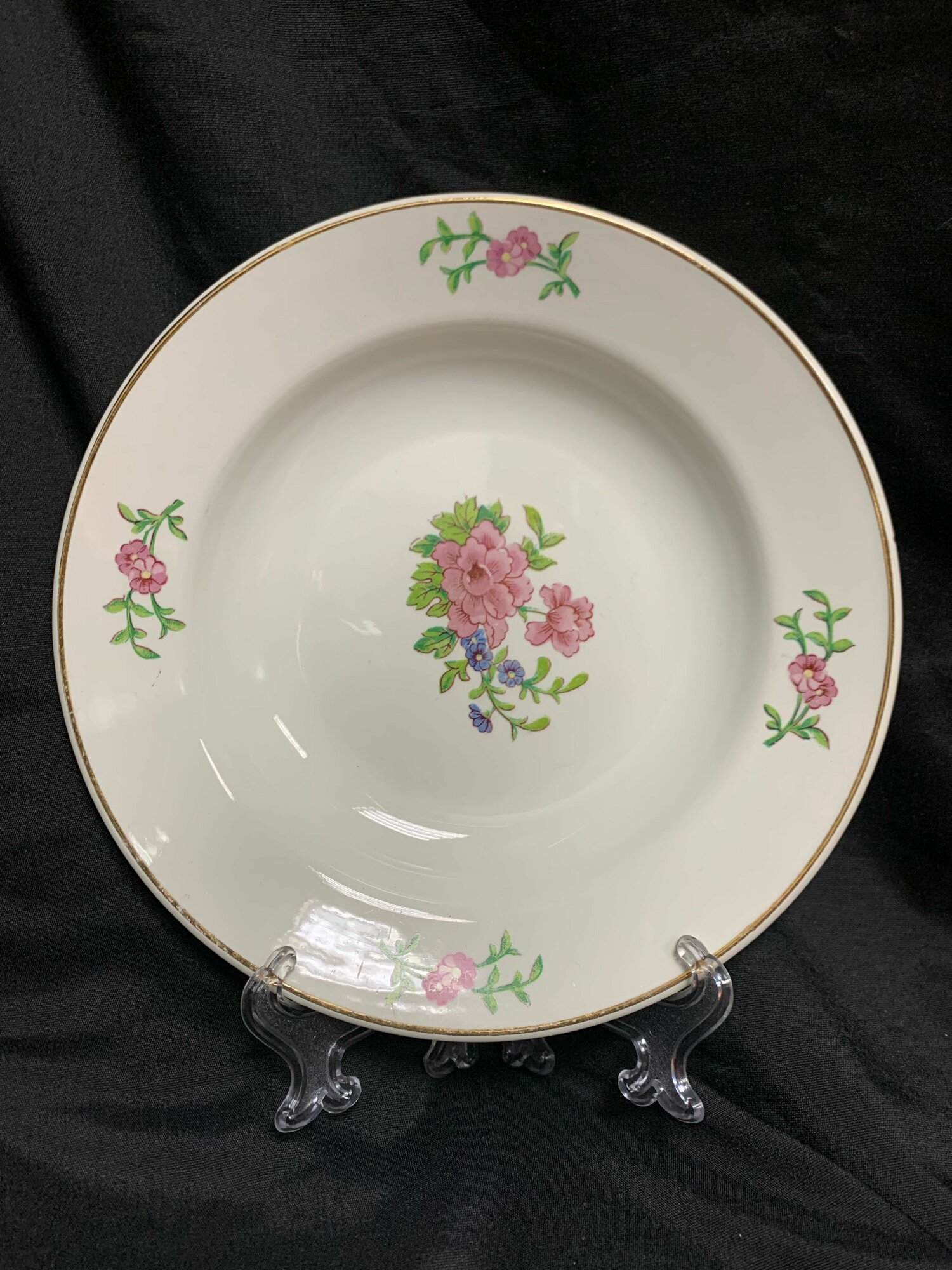 Фаянсовая тарелка под первое блюдо "Детская"