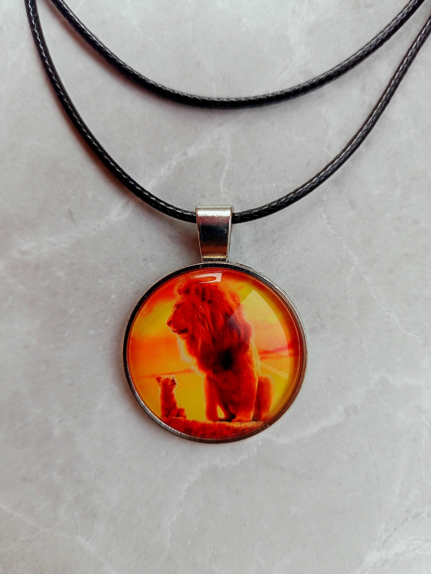 Колье, стекло