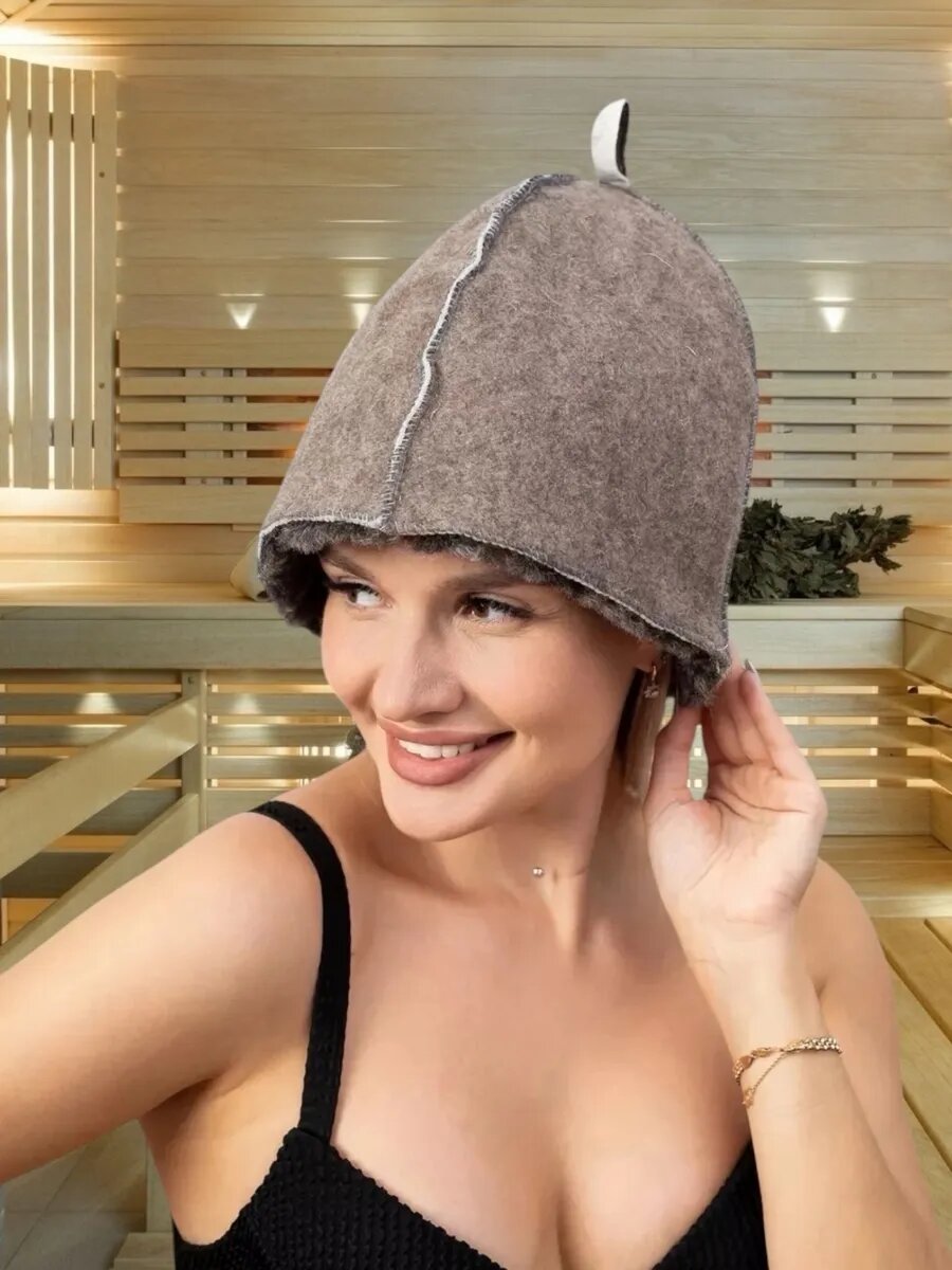 Шапка для бани и сауны из овчины