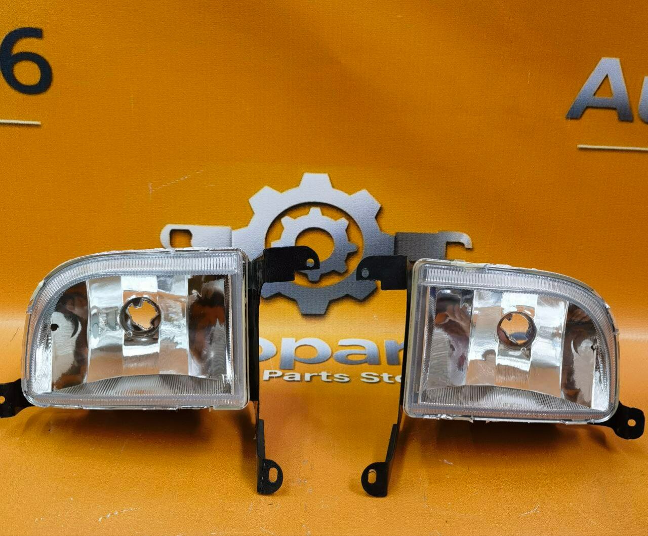 Комплект фар противотуманных(левая, правая ПТФ) Шевроле Лачети седан CHEVROLET LACETTI 04- 4D