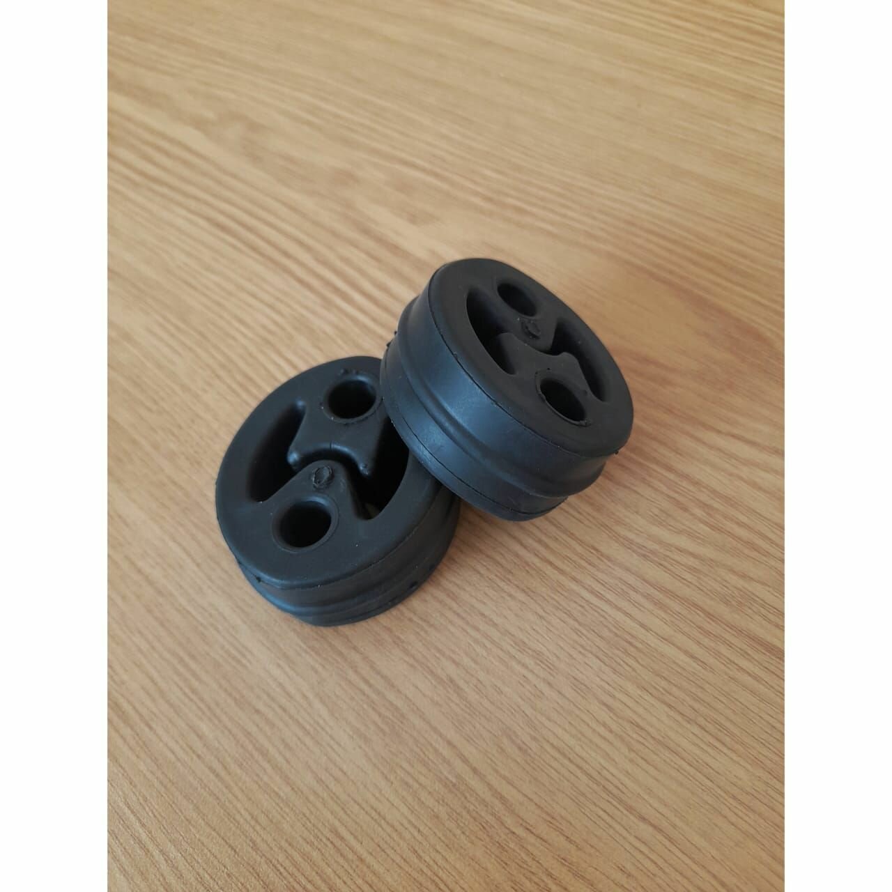 Аналог Подушки для крепления глушителя совместима с Газель 3302 черные (2 шт.)