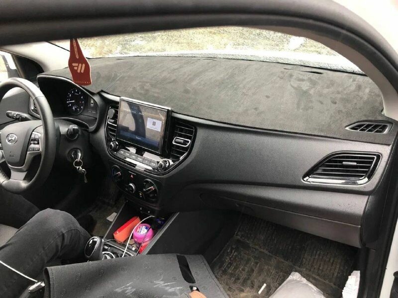 Накидка на приборную панель