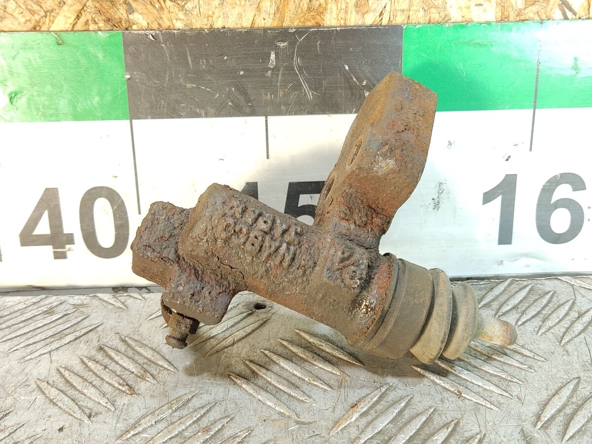 Цилиндр сцепления рабочий NISSAN Almera N16 306202J063