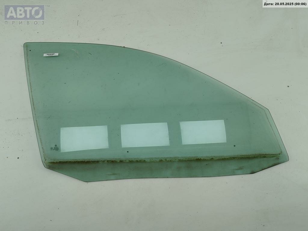 Стекло двери передней правой Volkswagen Golf-4