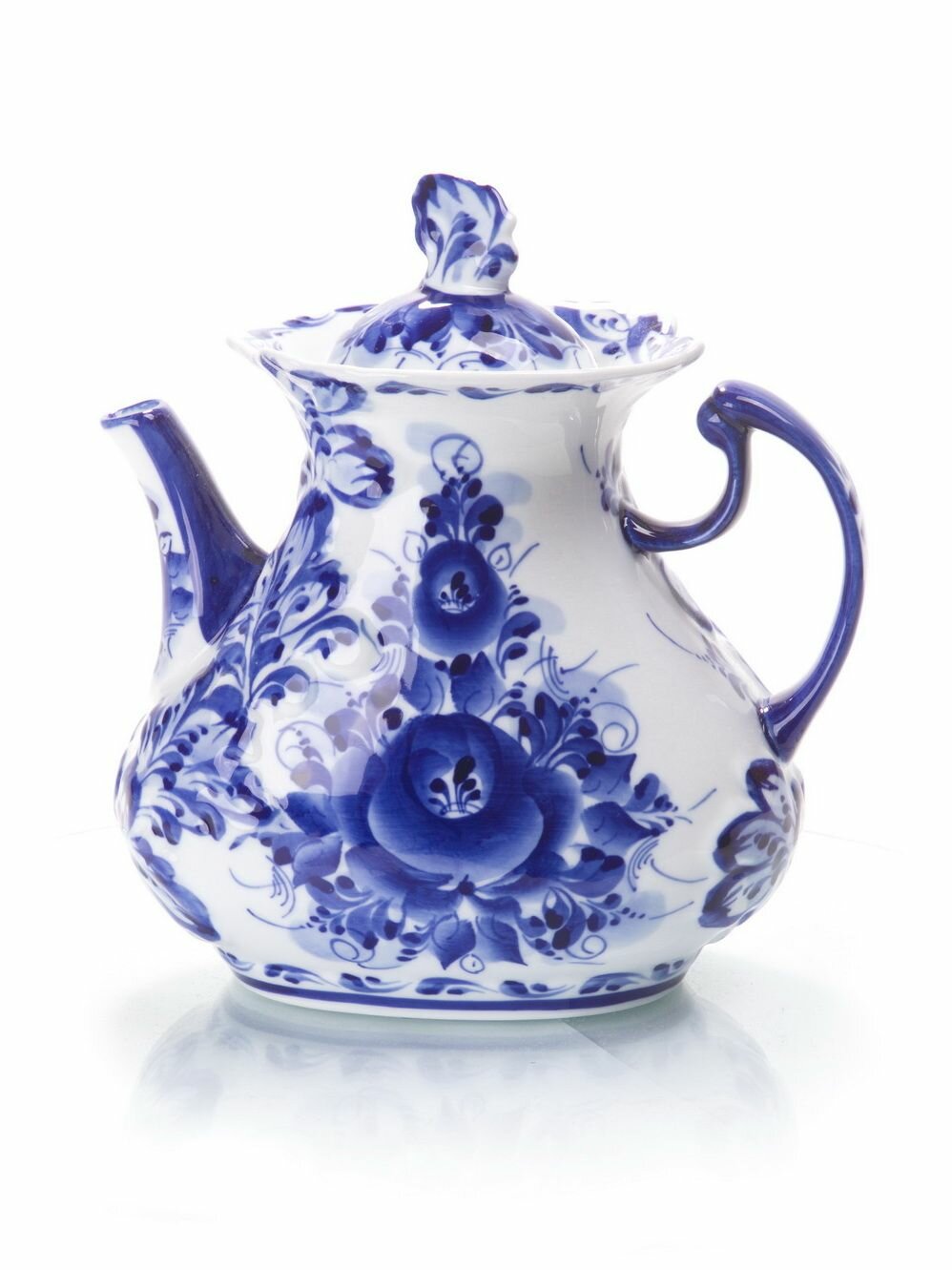Фарфоровый чайник заварочный