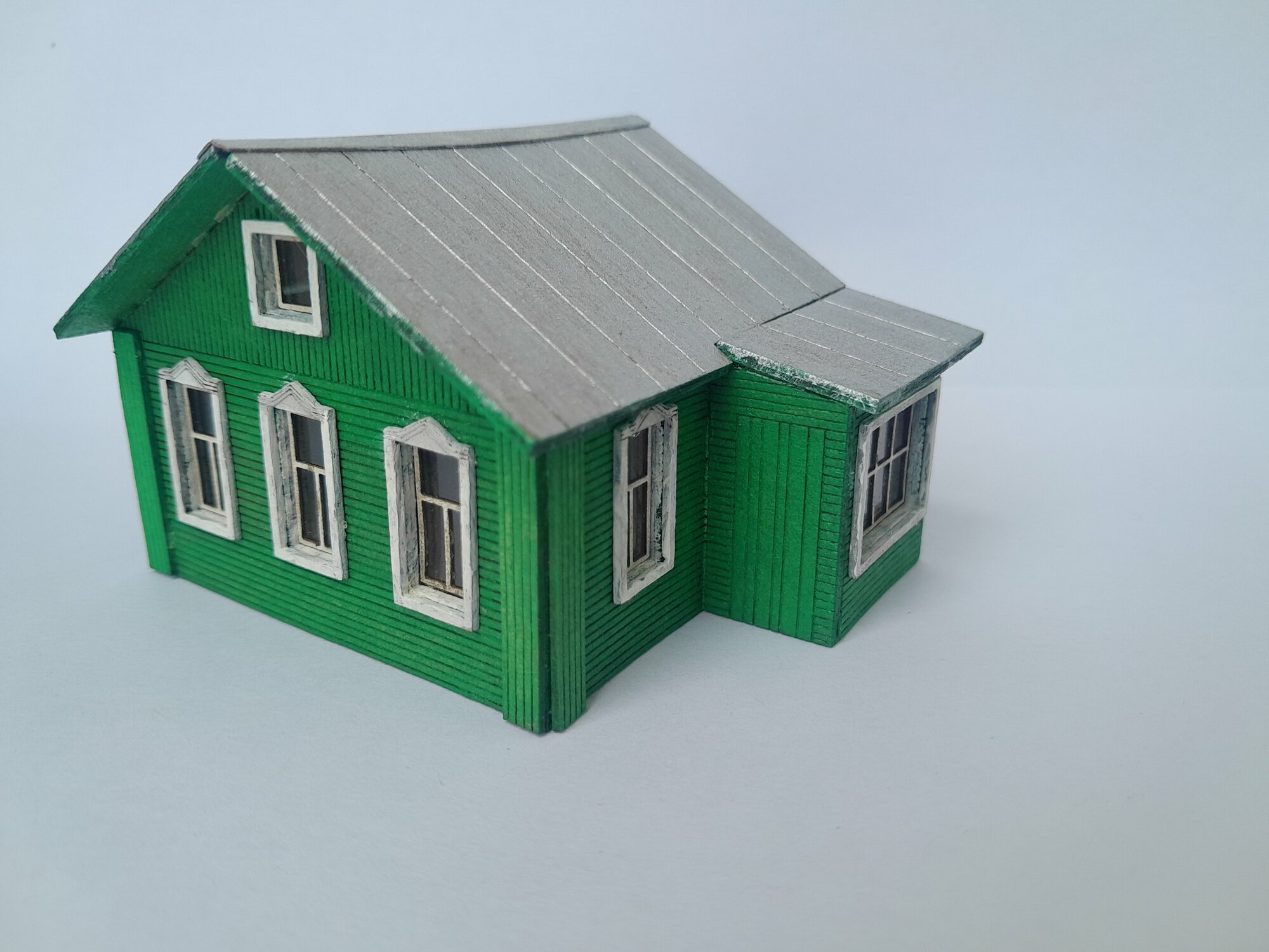 Сборная модель в масштабе 1:72. Модель домика для диорамы.