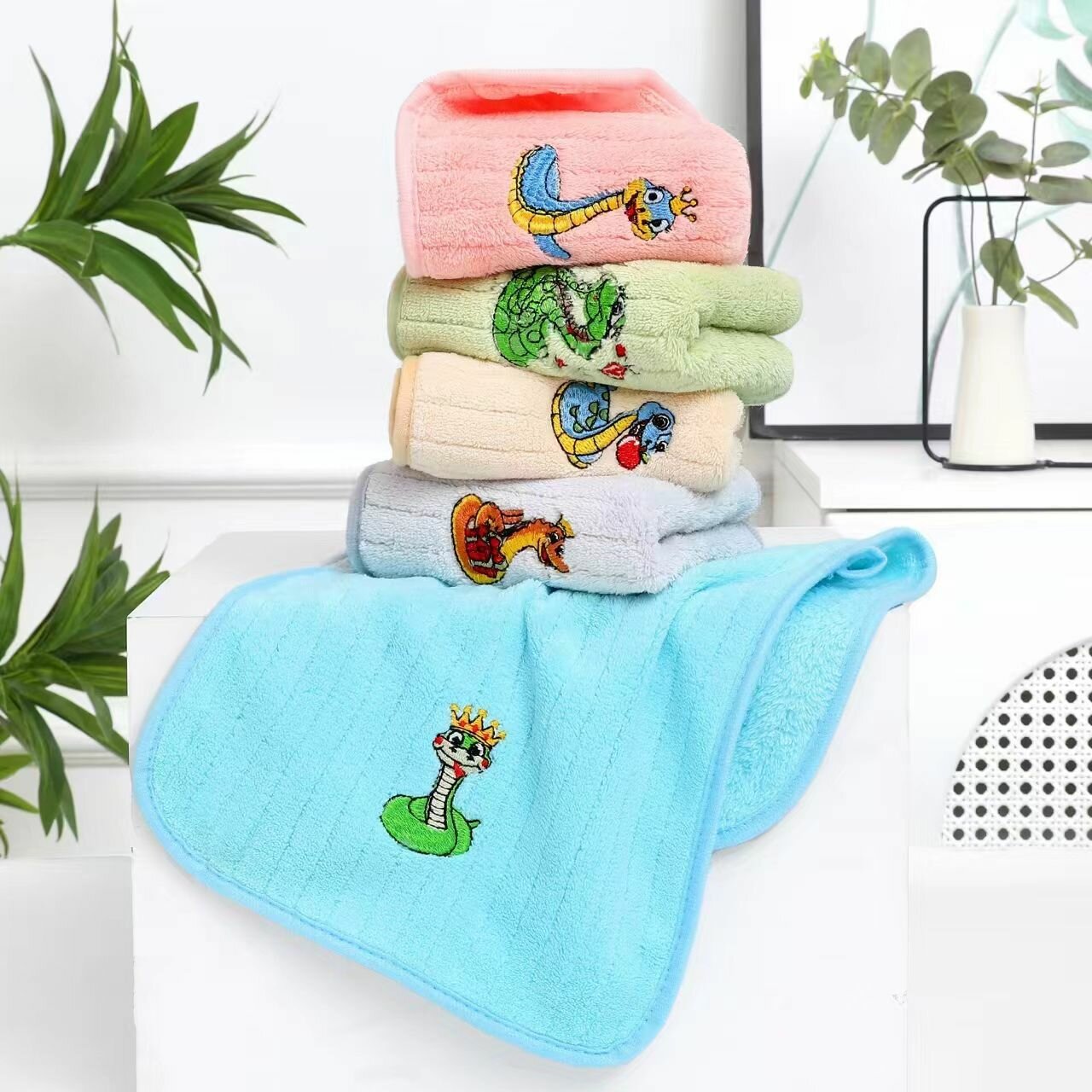 Полотенца кухонные CASERO из 5 шт из микрофибры 25x50 / мягкие с петелькой / для рук, волос, тела и лица.