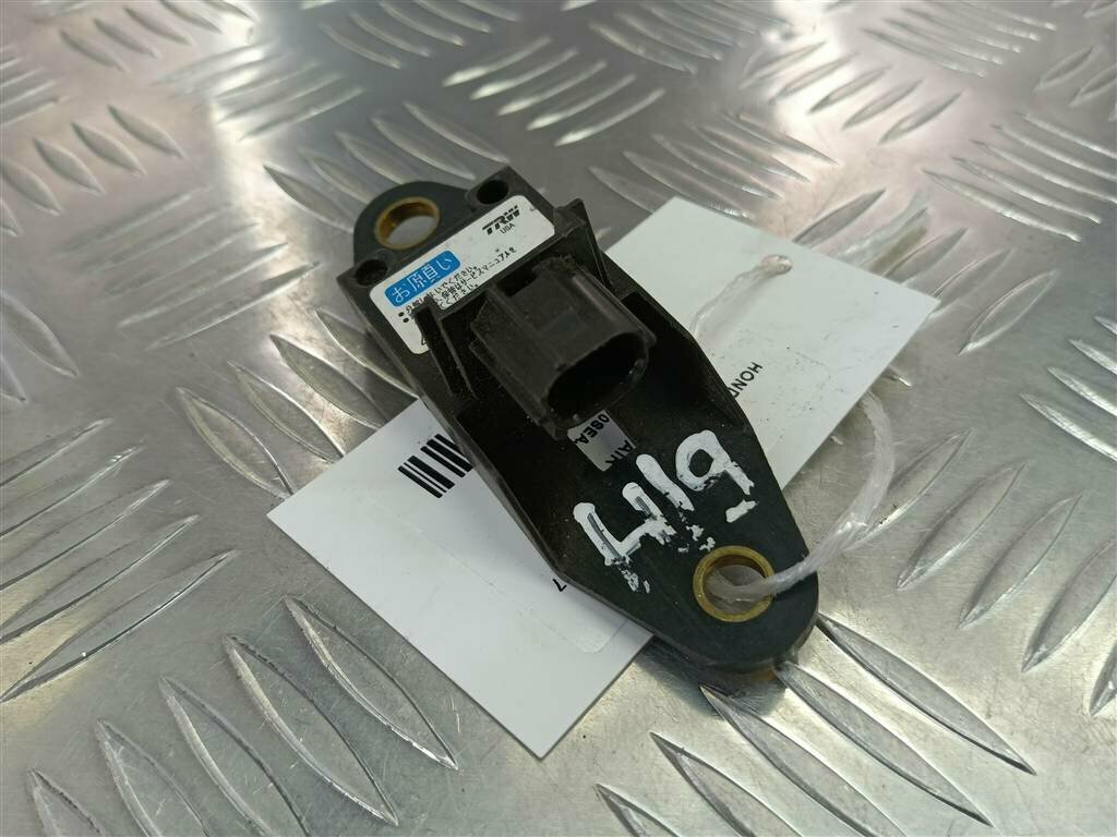 Датчик удара (AIR BAG) Б/У для HONDA Accord VII рестайлинг (2005—2008) 77970SEAJ81