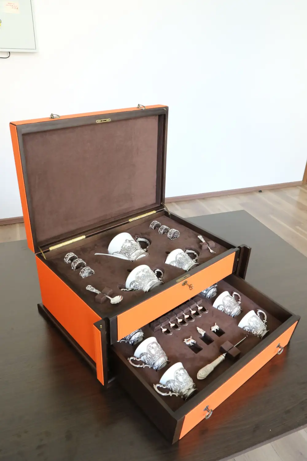 Чайный сервиз Царская охота (серебро)