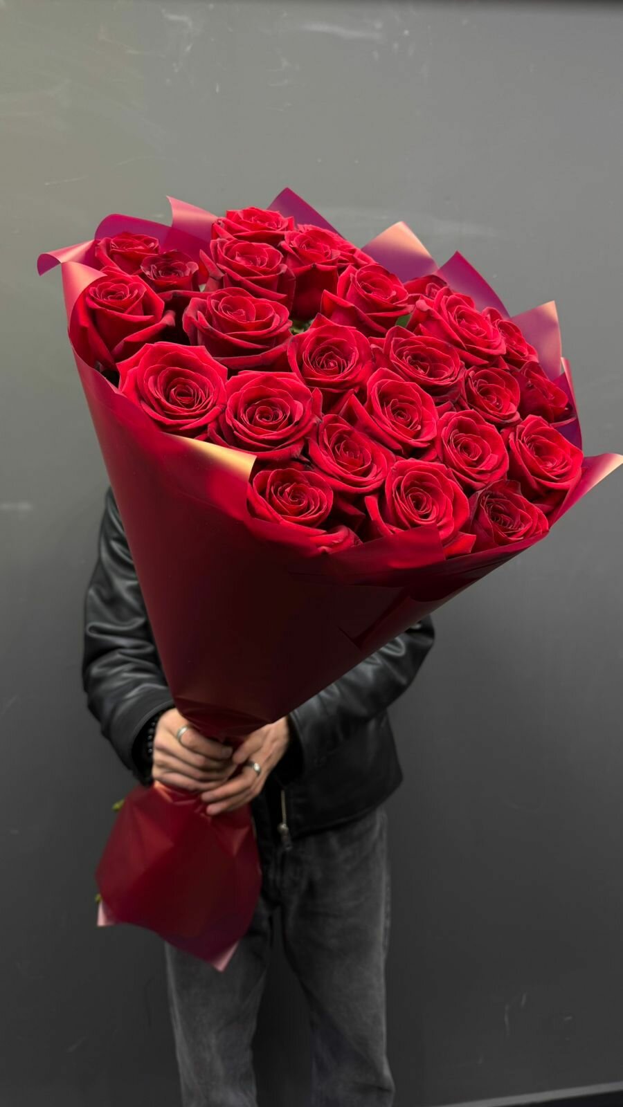 Букет 15 роз 100 см | Высокие (метровые) розы | Доставка цветов | Цветы Москва