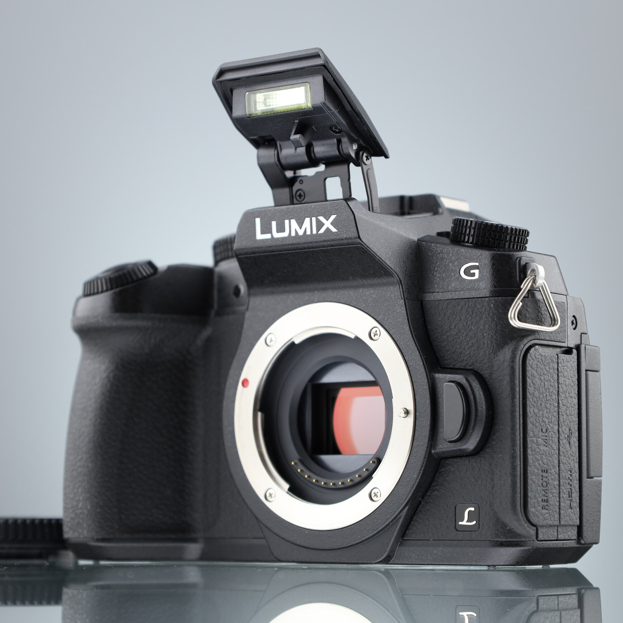 Фотоаппарат Panasonic Lumix DMC-G80 Body, черный