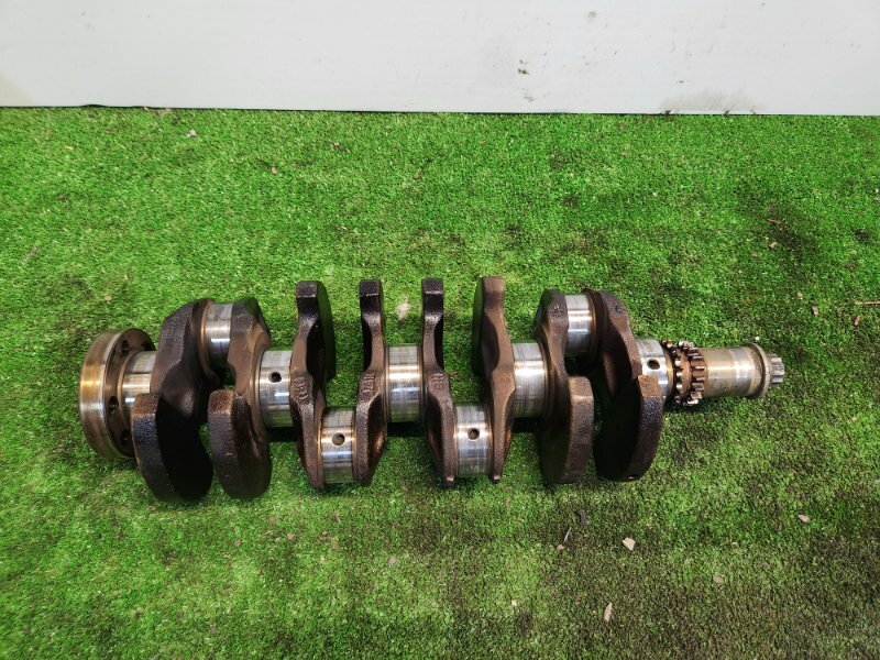 Коленвал Volkswagen Polo 5 седан 1.6 CFNA 2012 03C105101AK