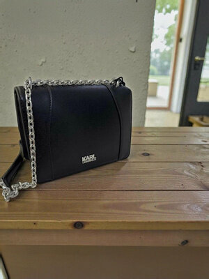 Сумка кросс-боди