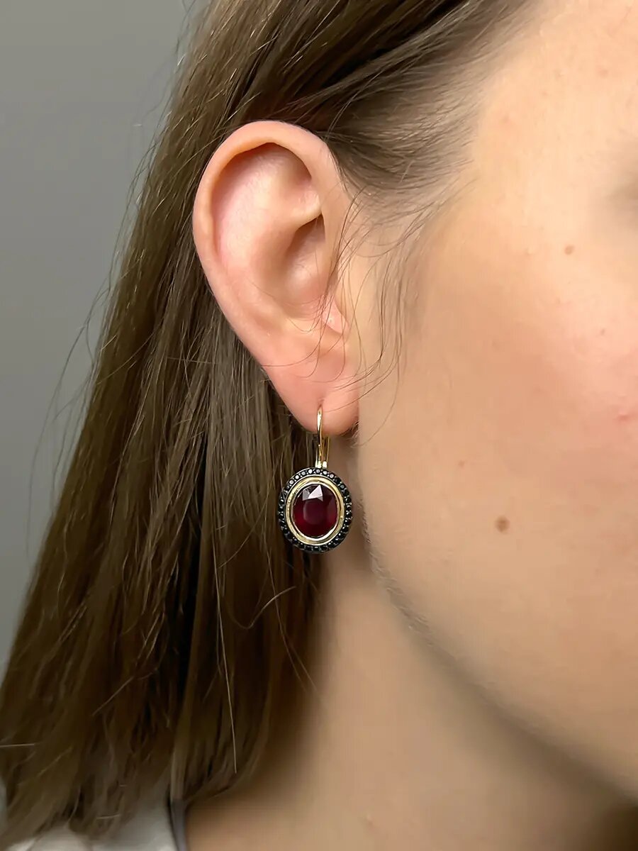 Серьги, желтое золото, 585 проба, чернение, бриллиант, рубин
