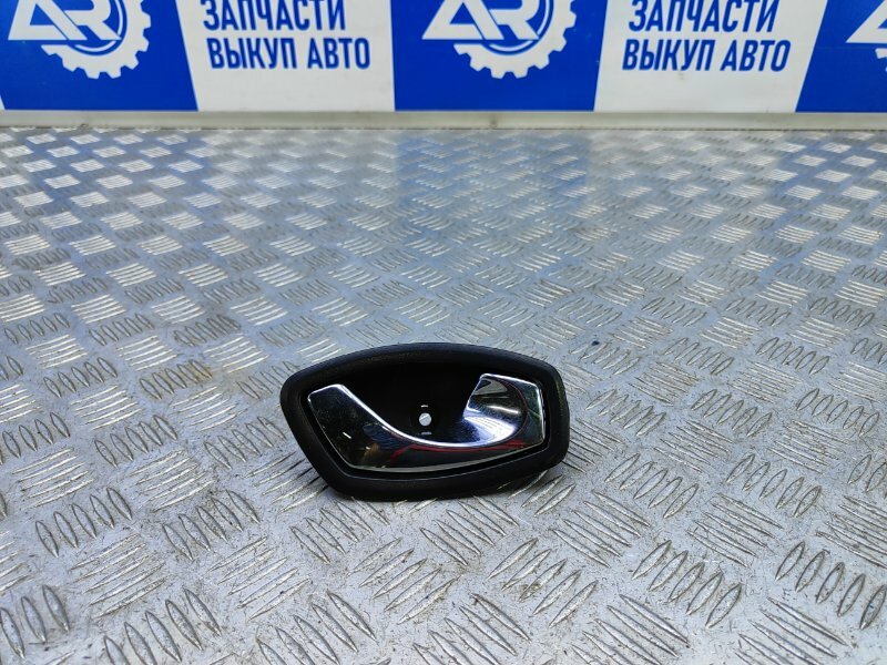 Б/У Ручка двери передней внутренняя правая Renault Fluence / Рено Флюэнс 1.6 K4MV838 106 Л.С 2012