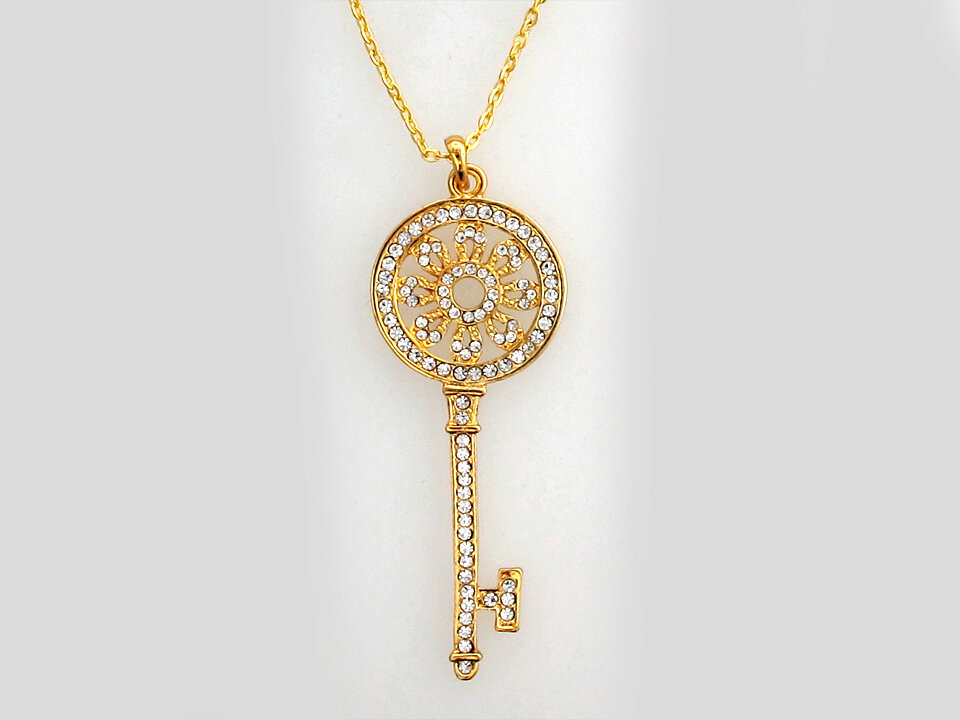 Колье, кристалл