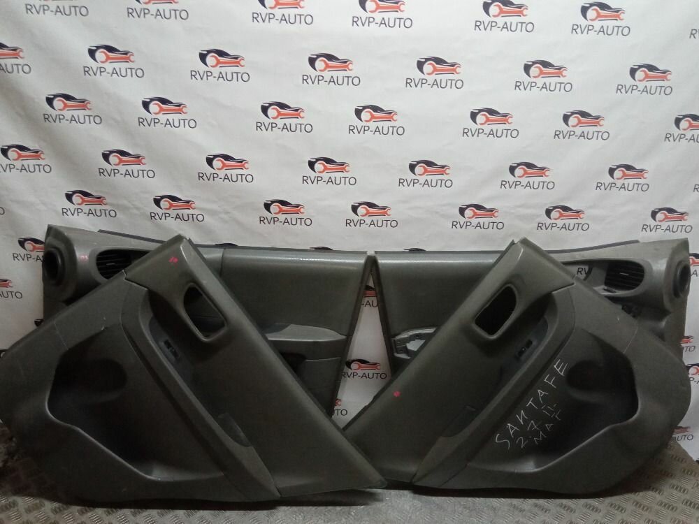 Обшивка двери Hyundai Santa Fe 1 2000—2012