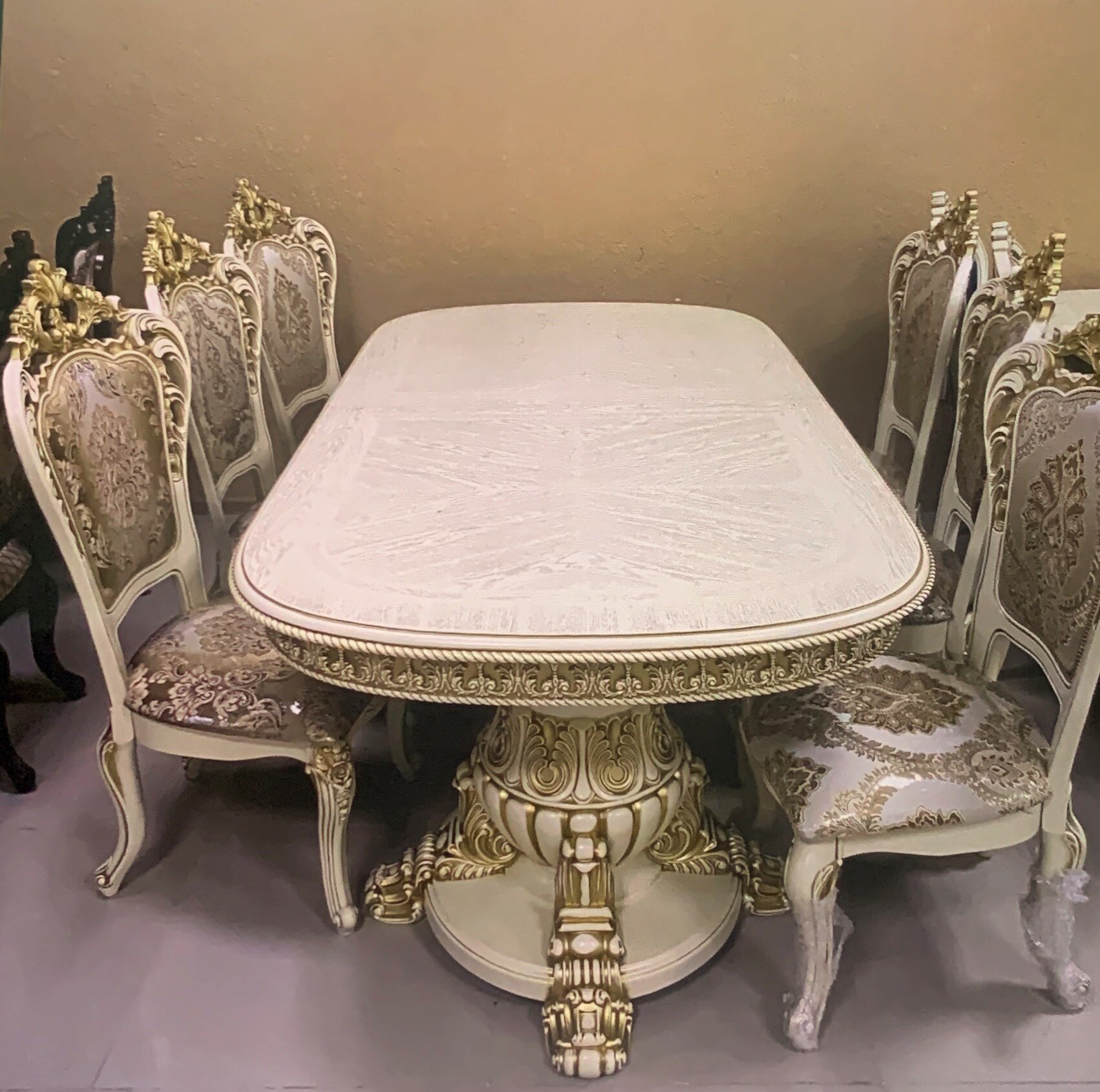 Стол "Снежинка" шпонированный , на 2 тумбах , массивный , золотой патиной .