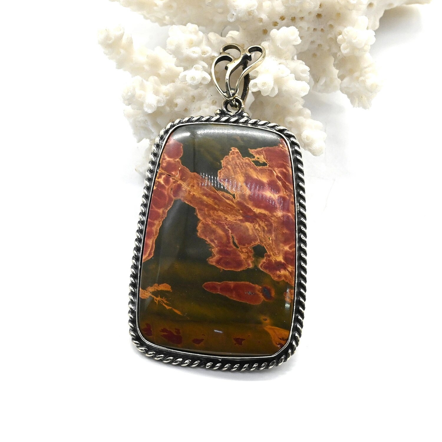 Подвеска, яшма