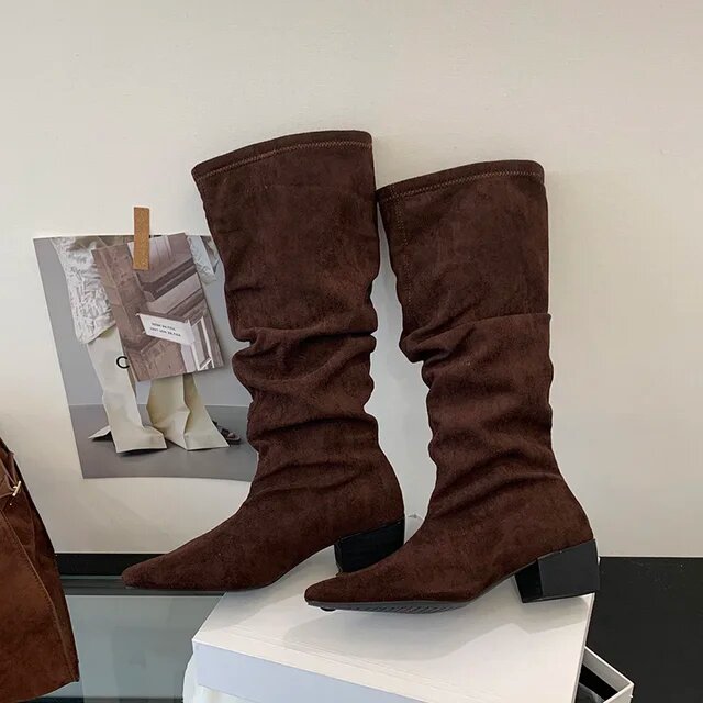 Дизайнерские плиссированные женские сапоги до колена, модные ботильоны с острым носком, осенне-зимние, на тонком квадратном каблуке