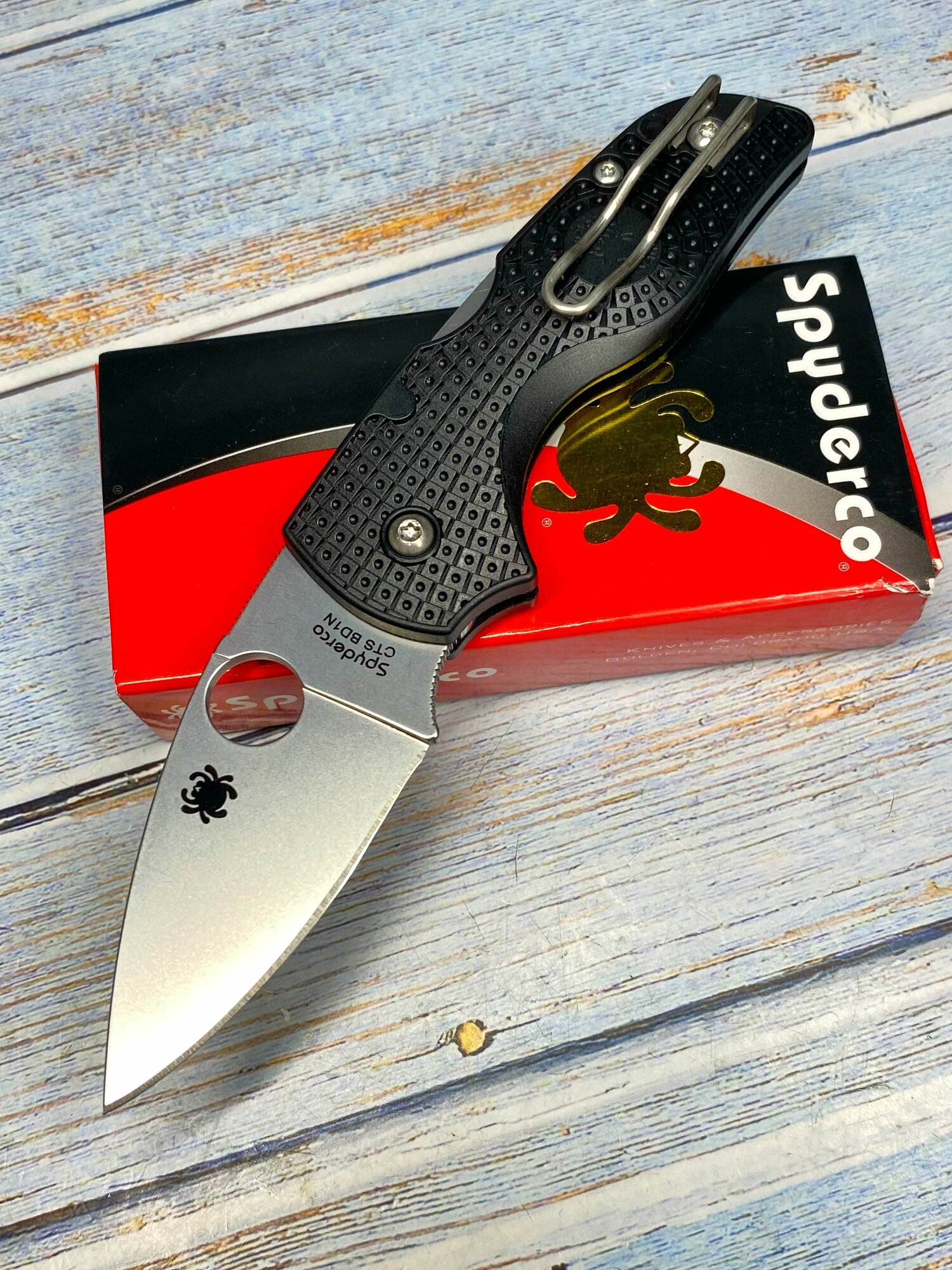 Складной нож Spyderco Lil Native Lightweight, C230PBK