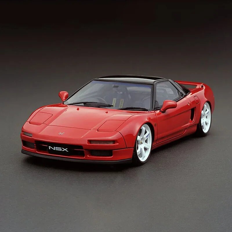 Описание модели автомобиля Honda NSX (первый поколение) от TAMIYA в масштабе 1:24