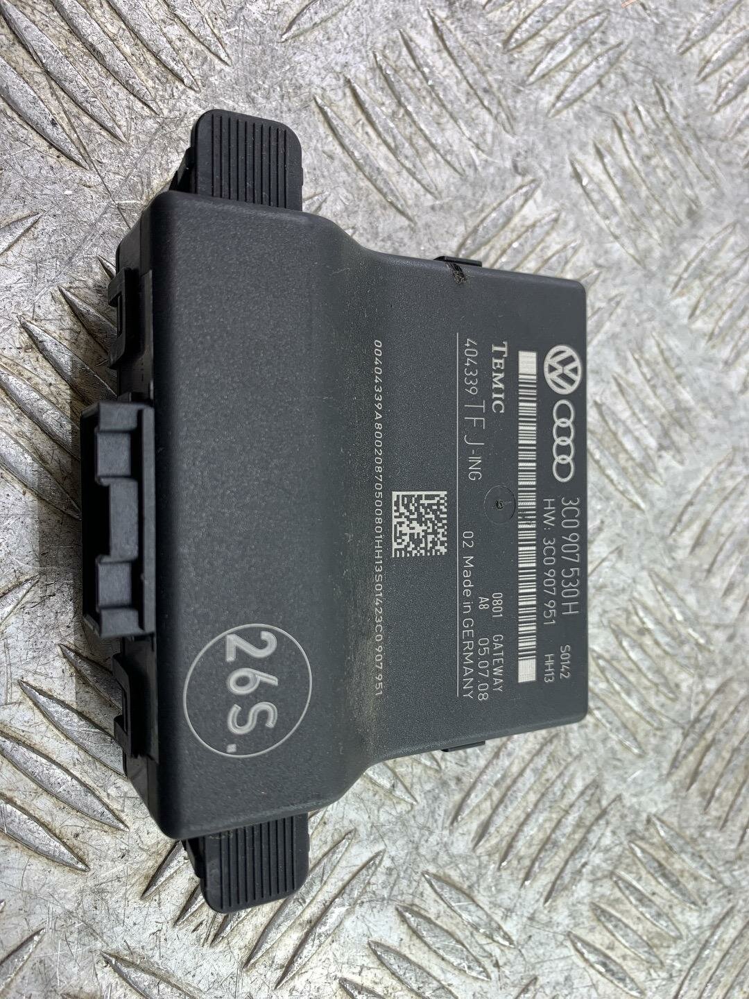 Блок интерфейса Volkswagen Passat B6 2008 3C0907530H