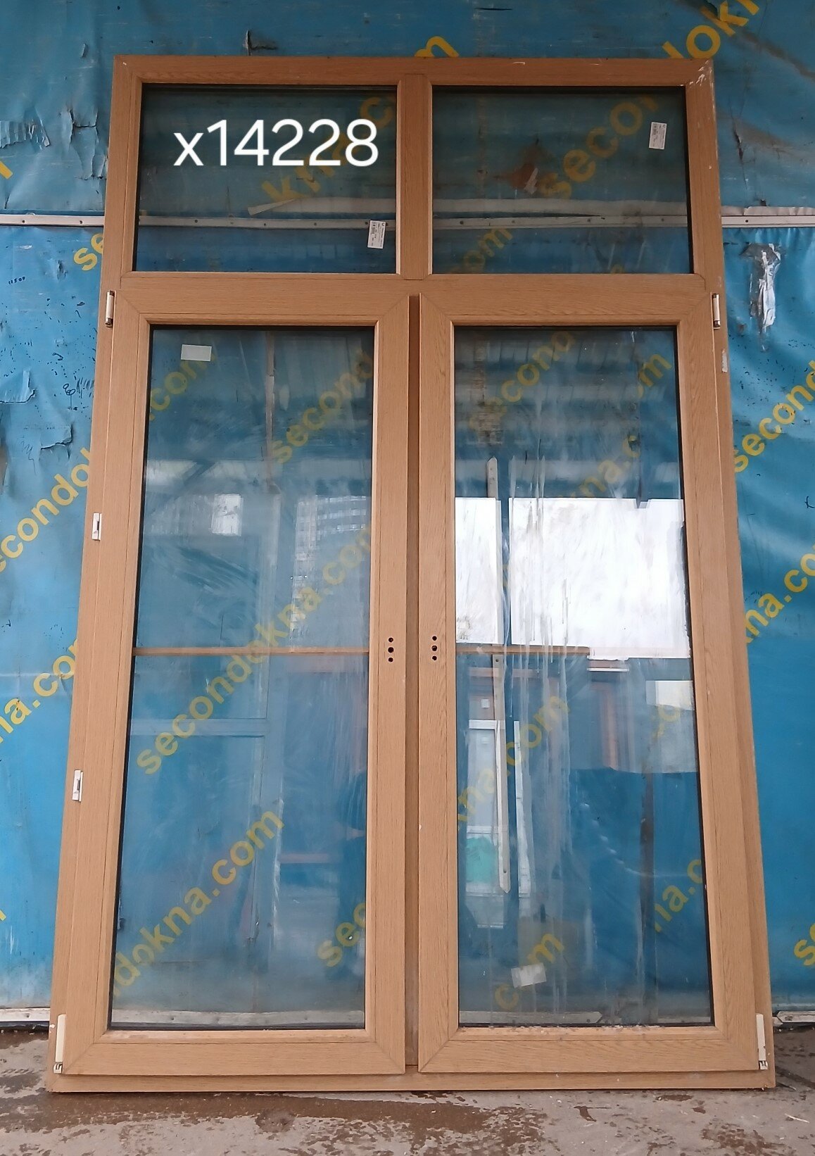 Пластиковое окно Б/У 2320(в) 1760 об х 1470(ш)